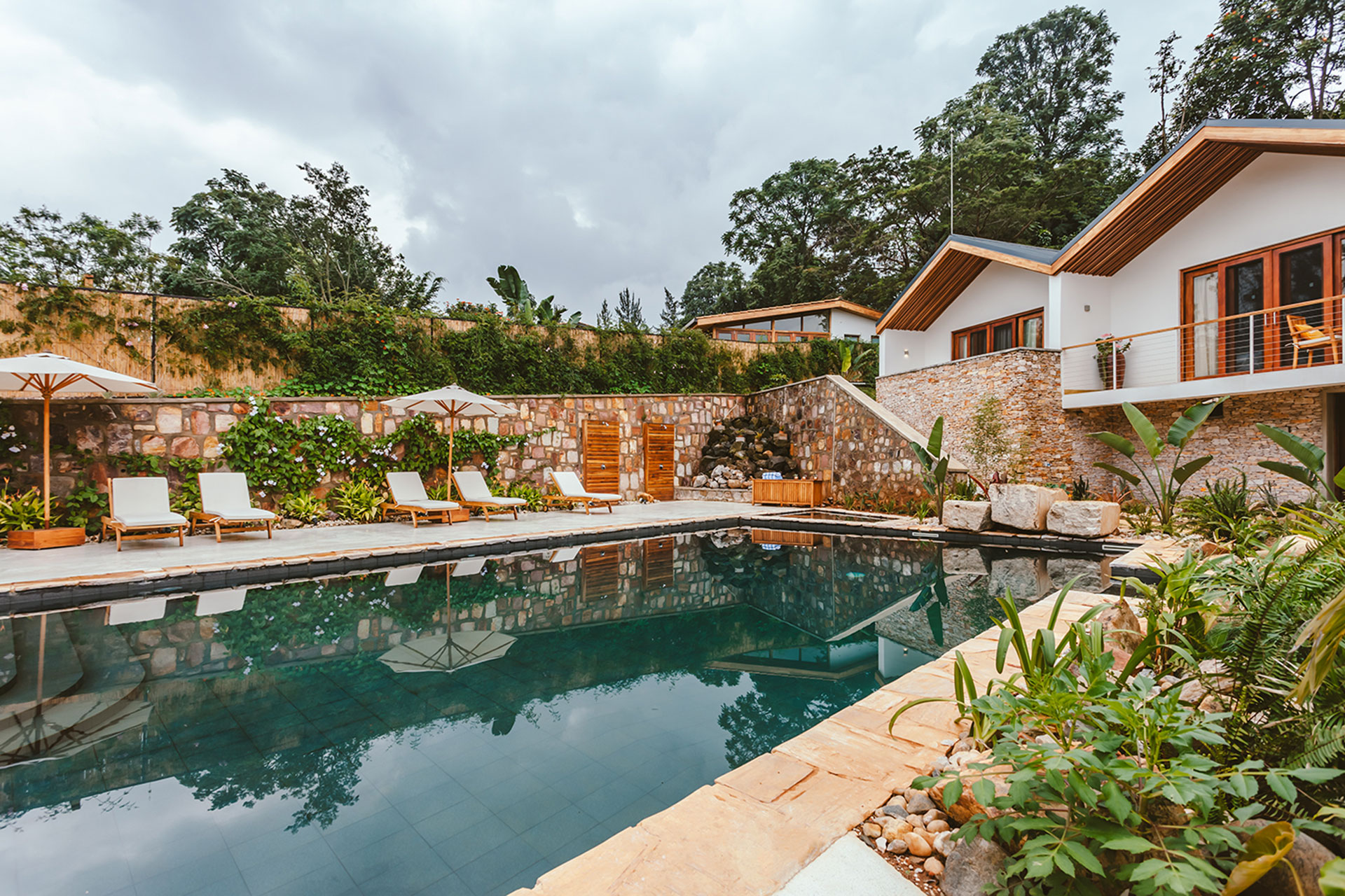 The Retreat Hotel Ruanda • Afrika Urlaub 21 • Elegant Travel